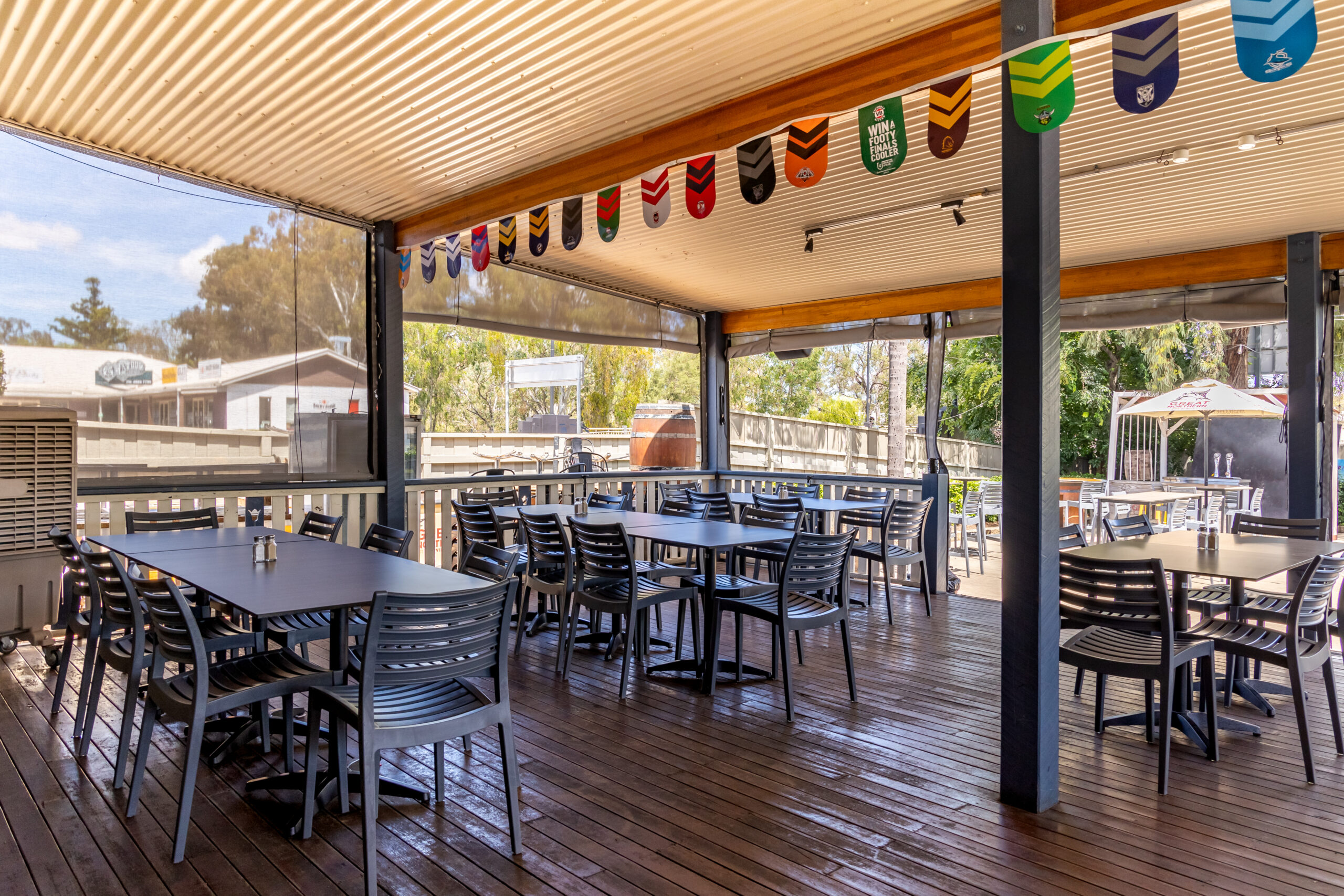 The Deck | The Criterion Hotel Dalby