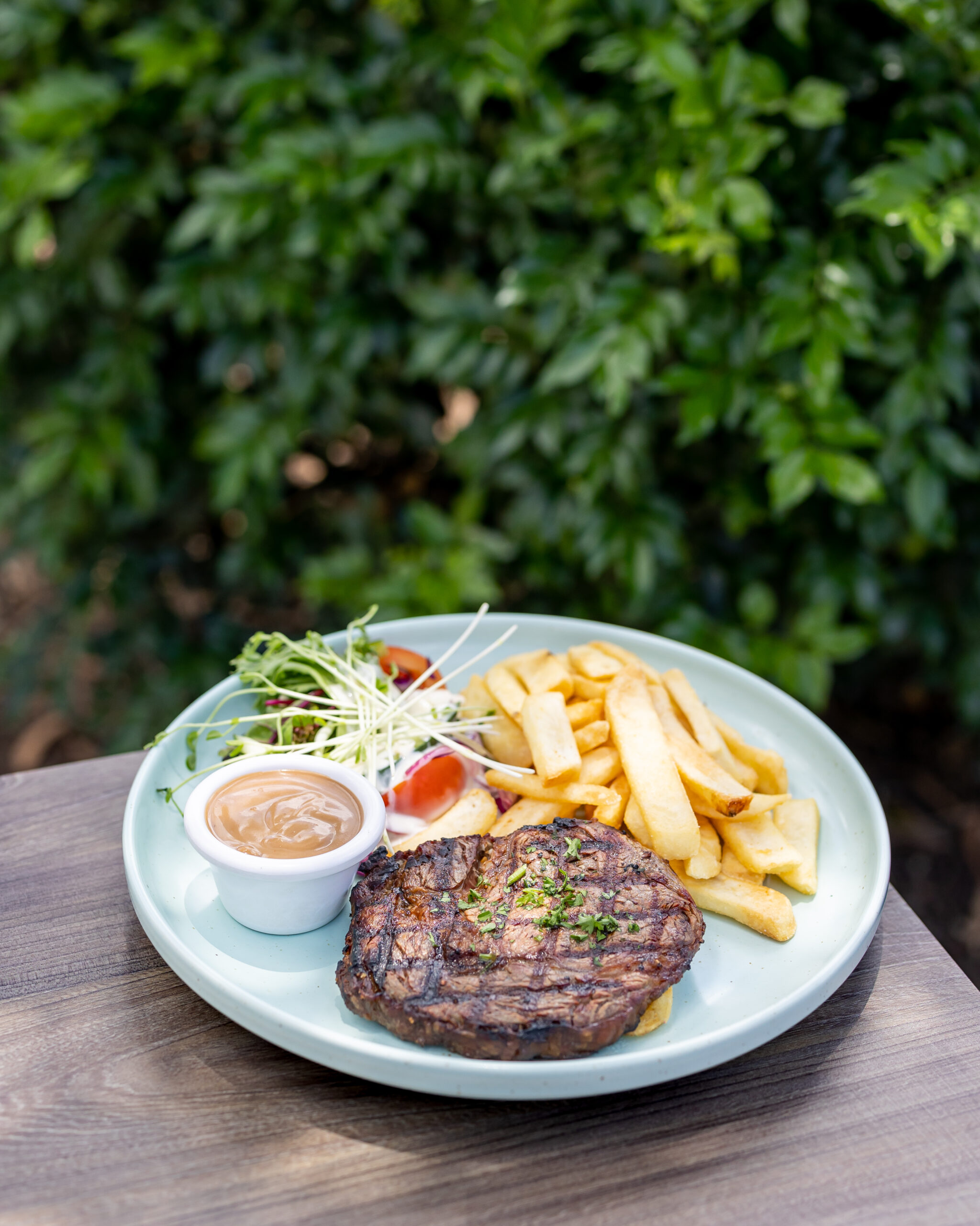 Authentic Pub Food & Bar Drinks Dalby | The Criterion Hotel Dalby